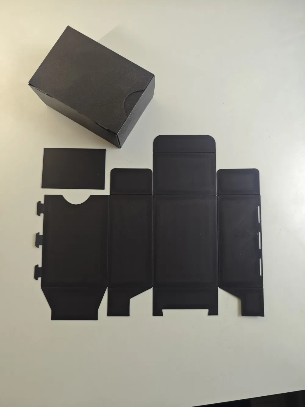 Compact Foldable Card Boxes (150/85 Cards)-No Glue - Free 3D Print ...