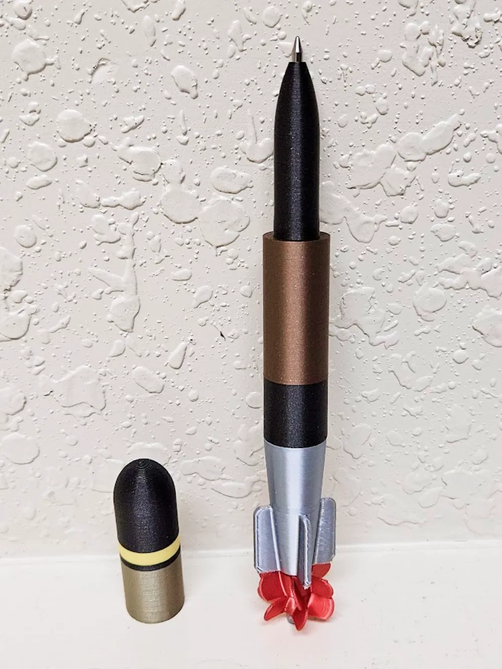 Torpedo Pen with Spin-able Propeller - Free 3D Print Model - MakerWorld