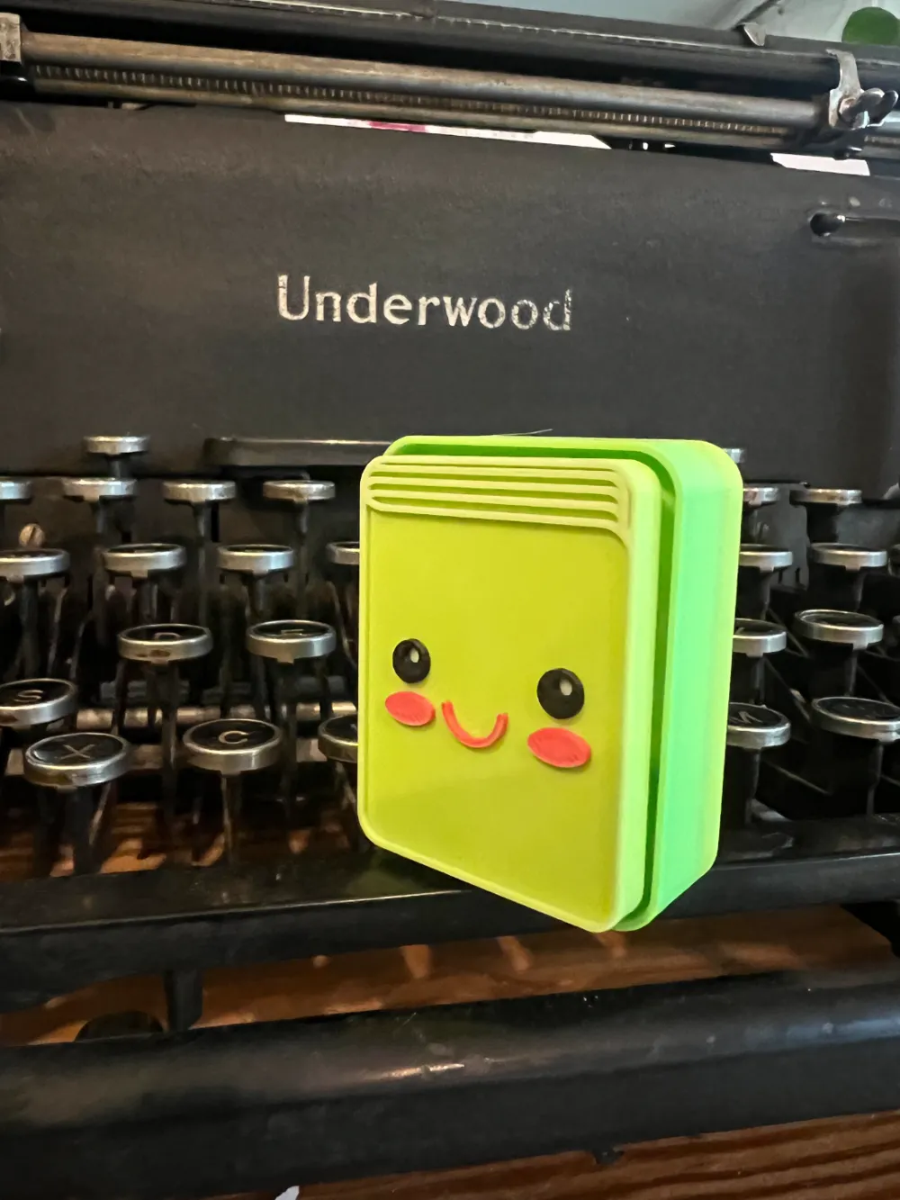 Adorable Book Fidget Clicker for Book Lovers! by mluschas - MakerWorld