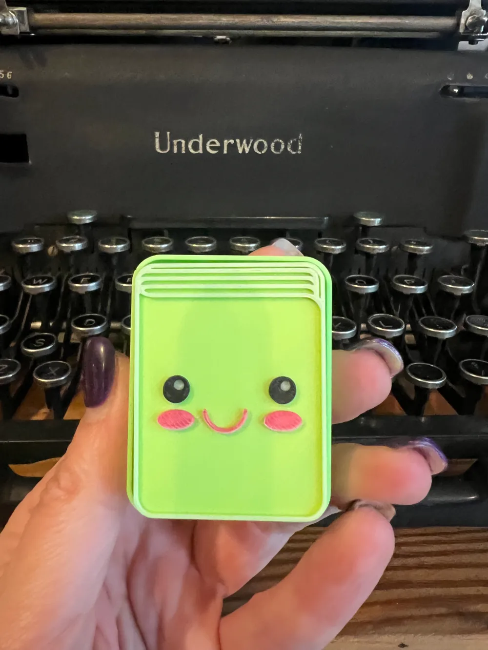 Adorable Book Fidget Clicker for Book Lovers! by mluschas - MakerWorld