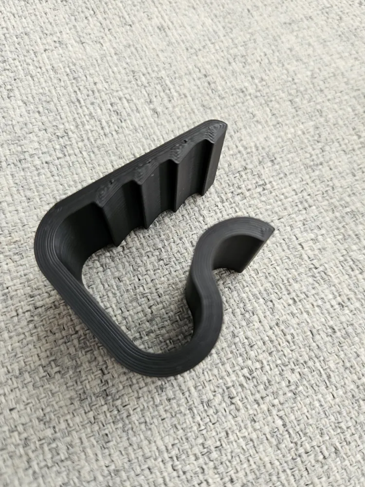 Tablecloth Clip - Super Grippy - Super sturdy - Free 3D Print Model ...