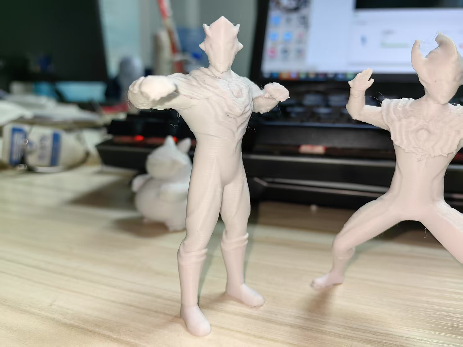 Titas Ultraman, detailed battle pose, three-person squad by 玩具小屋 ...