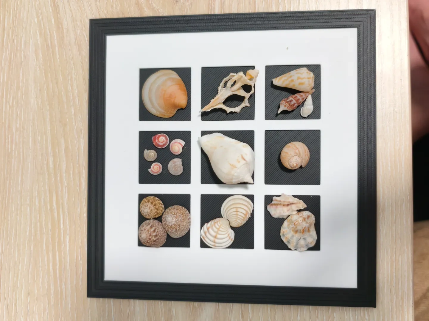 Nine-grid Photo Frame by YAH - MakerWorld