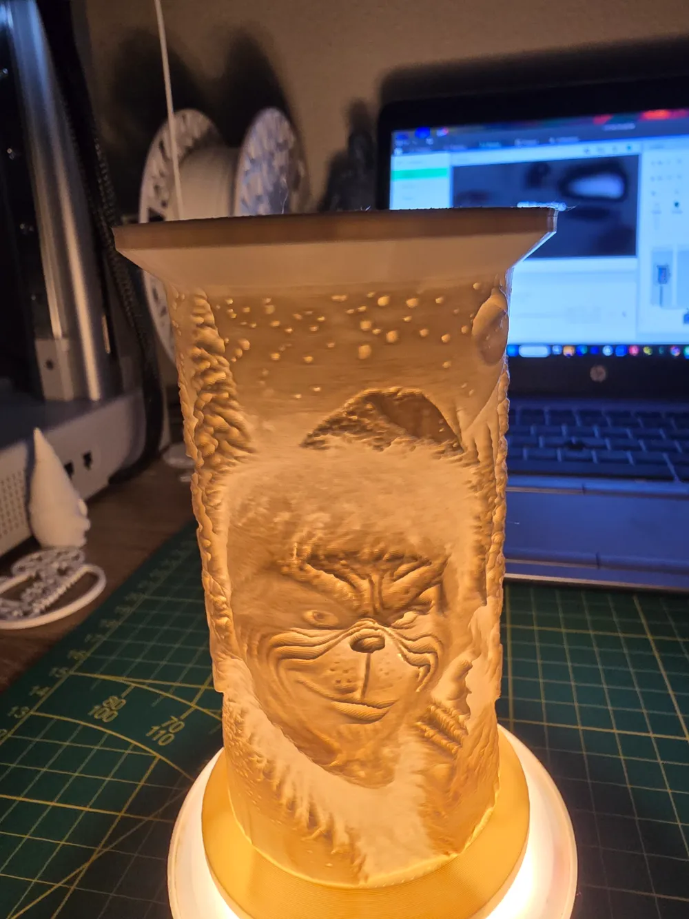 lithopane christmas tea light santa Grinch by Regis - MakerWorld