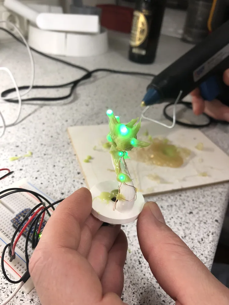 Rick & Morty - Portal Gun by iLab MakerWorld: Download Free 3D Models