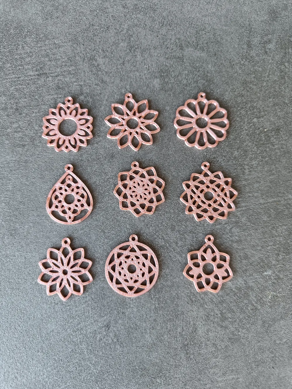 Set di orecchini a mandala - Modello di stampa 3D gratuito - MakerWorld