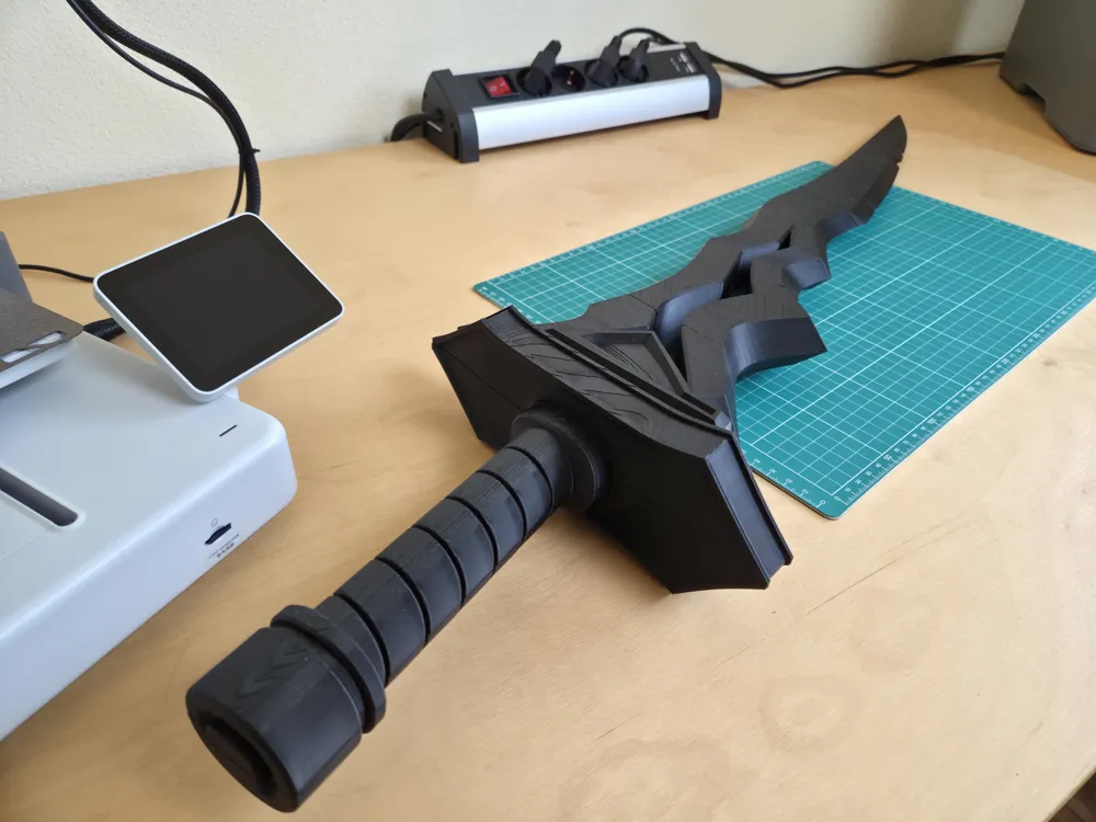 Épée de Theresis d'Arknights par Molodos MakerWorld : Téléchargez des Modèles 3D Gratuits
