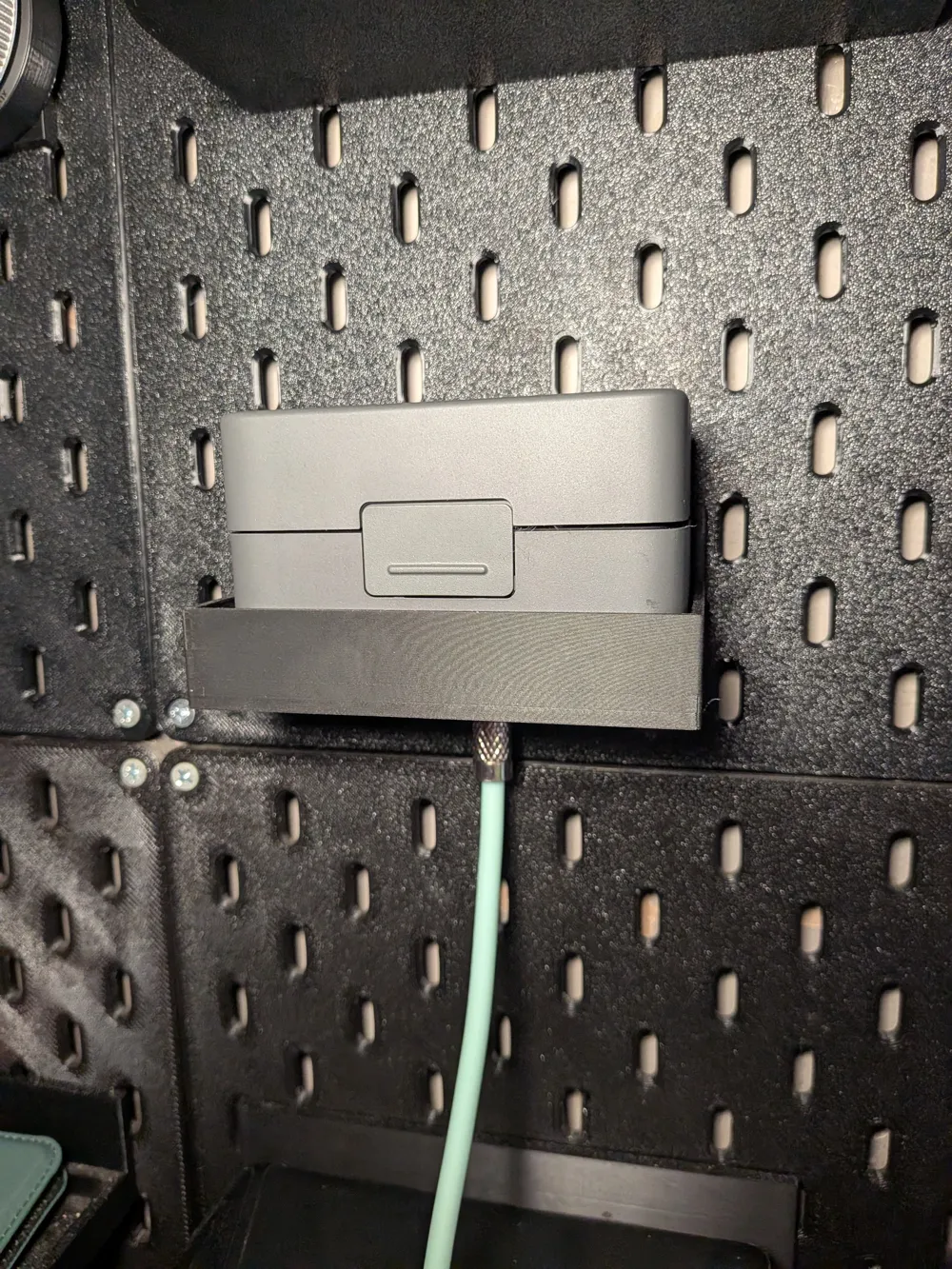 Étagère pour mini micro DJI avec trou pour câble - Modèle d'Impression ...