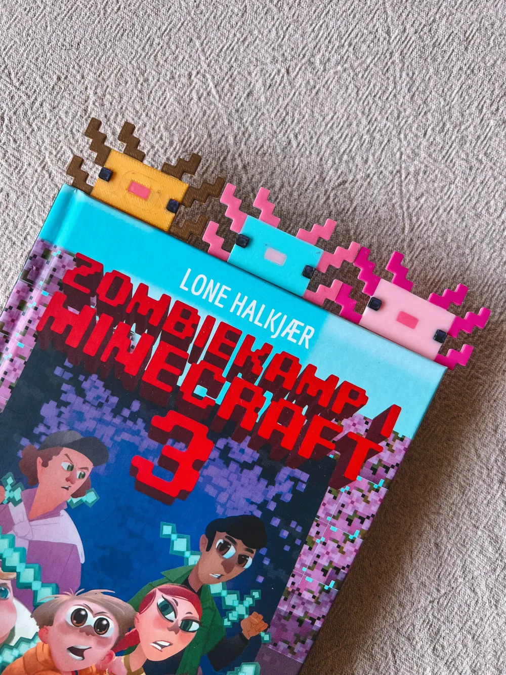 Minecraft Axolotl Bookmark Set by Jasons Dreamland MakerWorld: Download ...