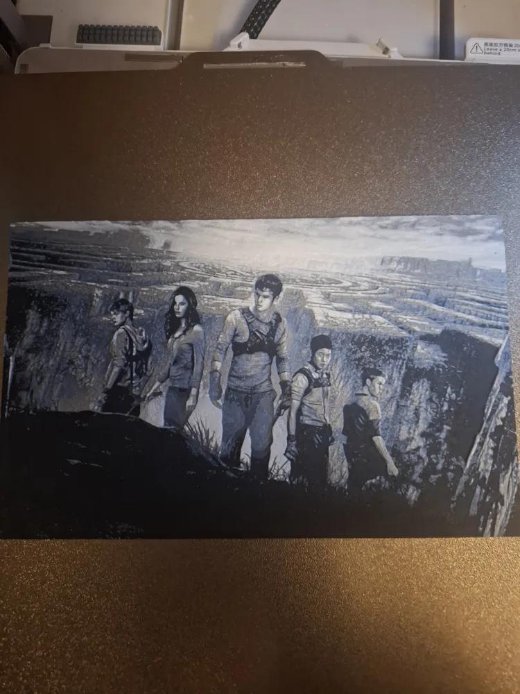 Maze runner Hueforge - Free 3D Print Model - MakerWorld