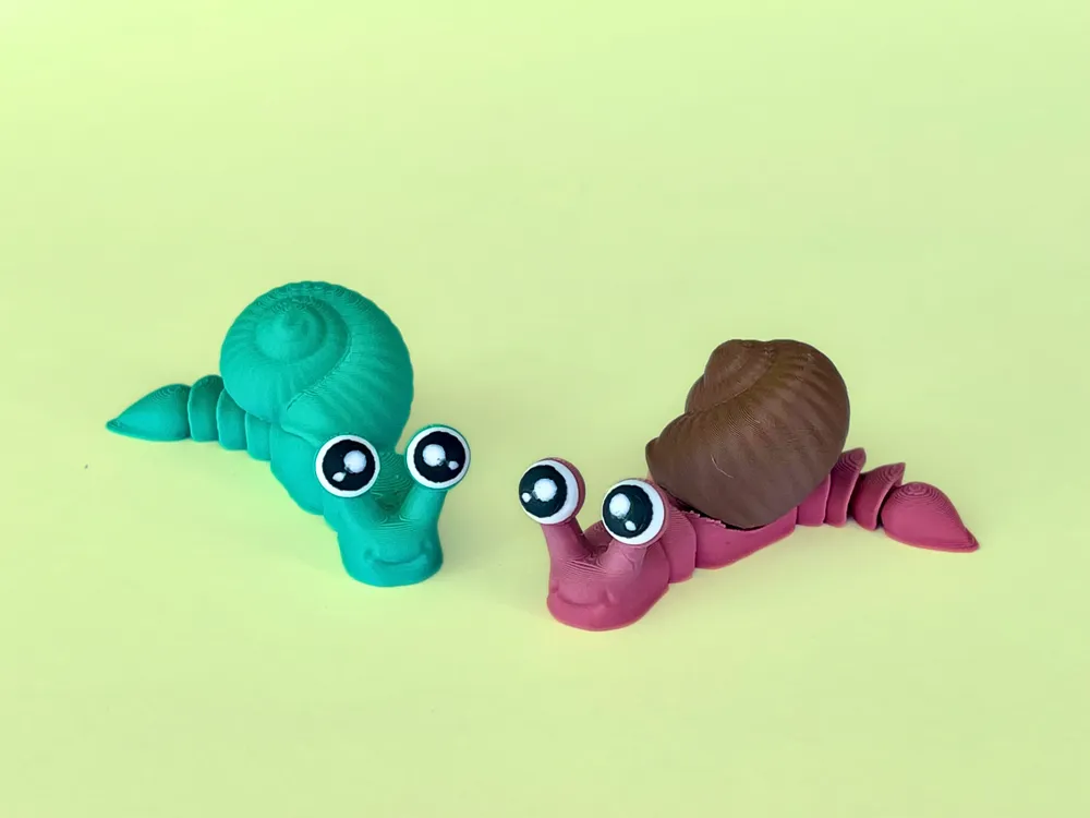 Swirlie - The Happy Articulated Snail by hollowmaker - MakerWorld