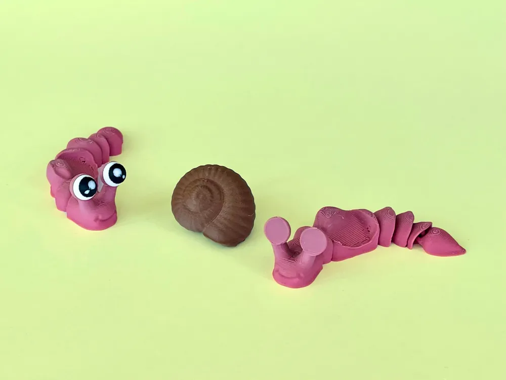 Swirlie - The Happy Articulated Snail by hollowmaker - MakerWorld