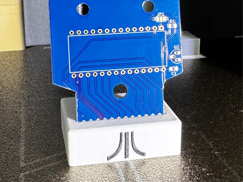 Atari 2600 PCB Stand by PlayVectrex - MakerWorld