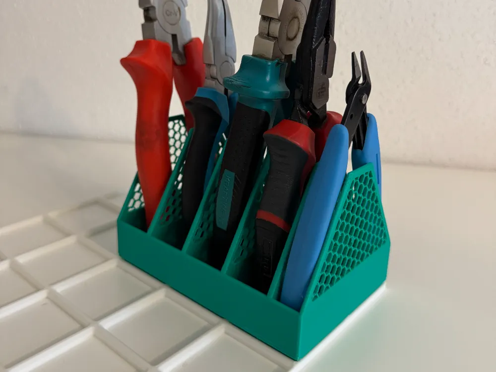 Gridfinity Pliers Holder by KK Print MakerWorld: Download Free 3D Models