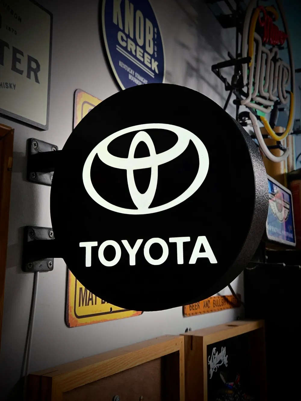 Toyota Logo ~ 2-Sided Gas Station Lightbox Sign - Free 3D Print Model ...