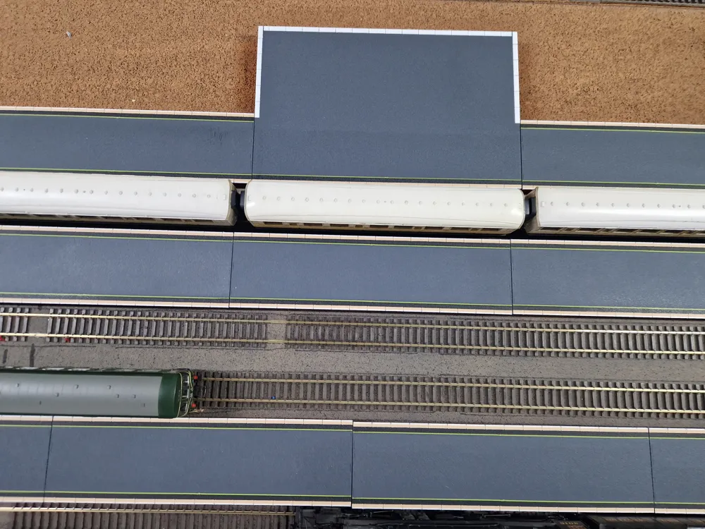 Model Railway OO Gauge Station Platform - 1 Colour by Simply Models ...