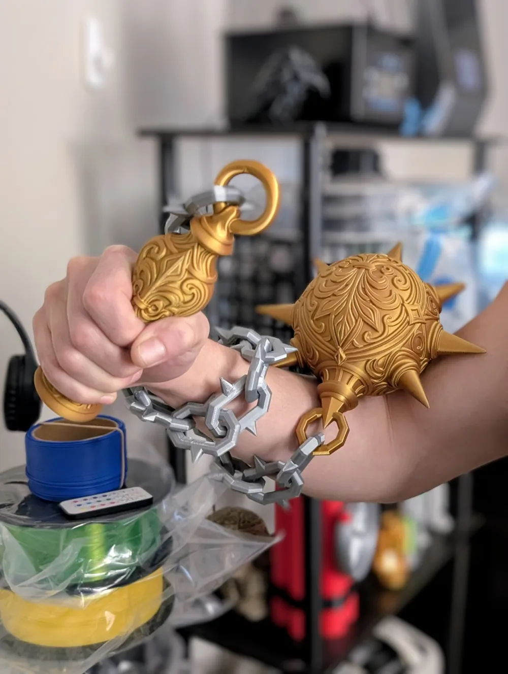 Paladin's Flail Fantasy Display Weapon by Deadmoon MakerWorld: Download ...