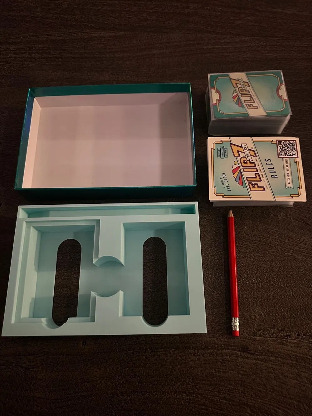 Flip 7 Deluxe – Inlay for Sleeved Cards - Free 3D Print Model - MakerWorld