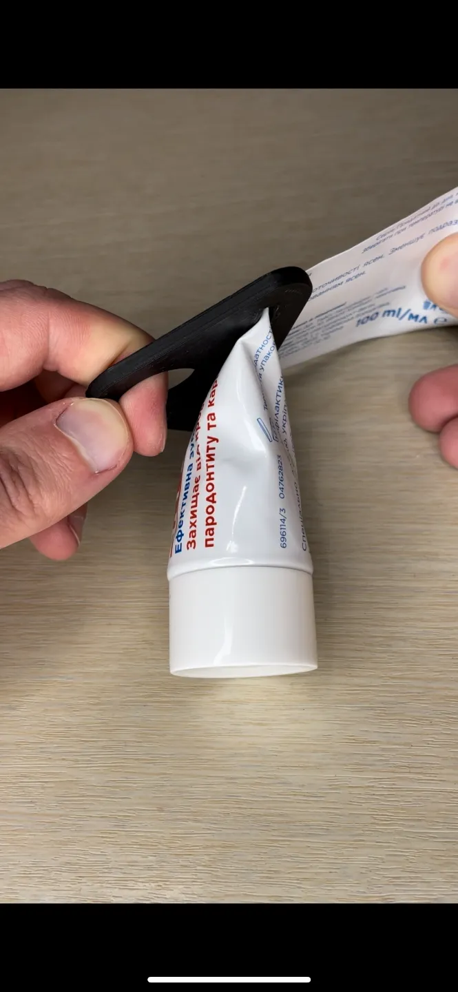 Toothpaste squeezer with happy or angry smile by Dmytro - MakerWorld