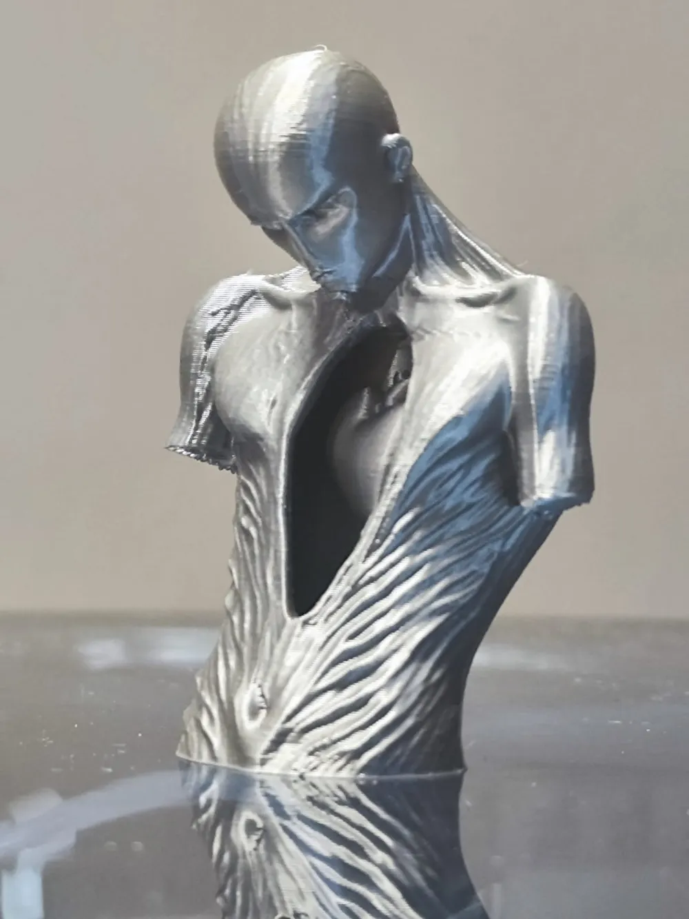 style man with heart - Free 3D Print Model - MakerWorld