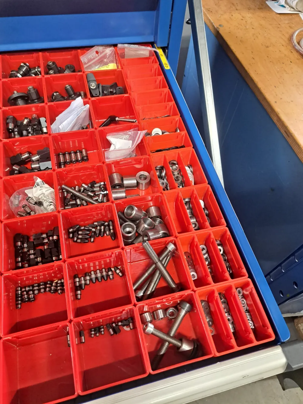 Insert-box Fami 75x75 Tripple Remixed by M Sou - MakerWorld