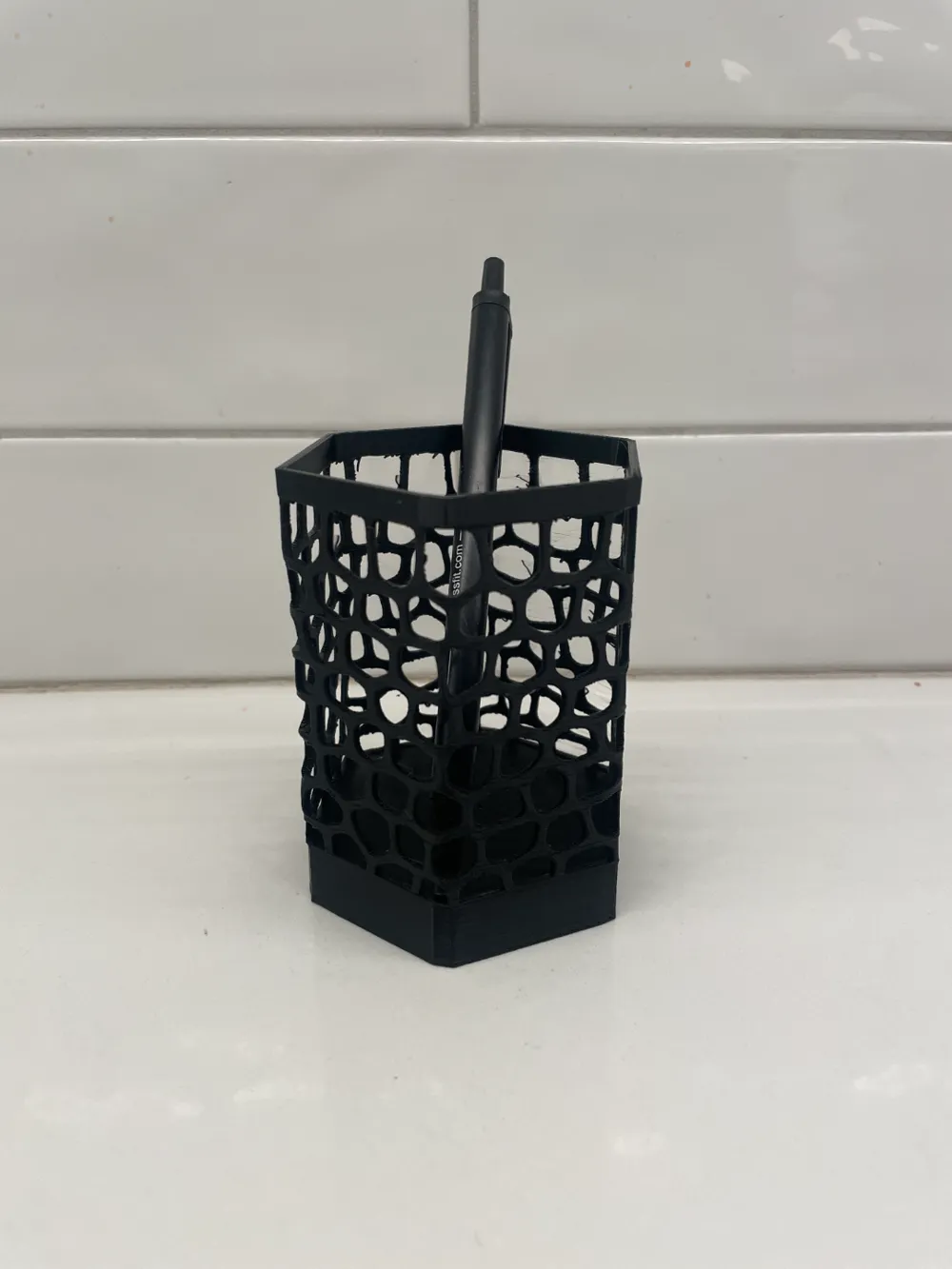 Cool Pen Holder by Maxx Johnson - MakerWorld