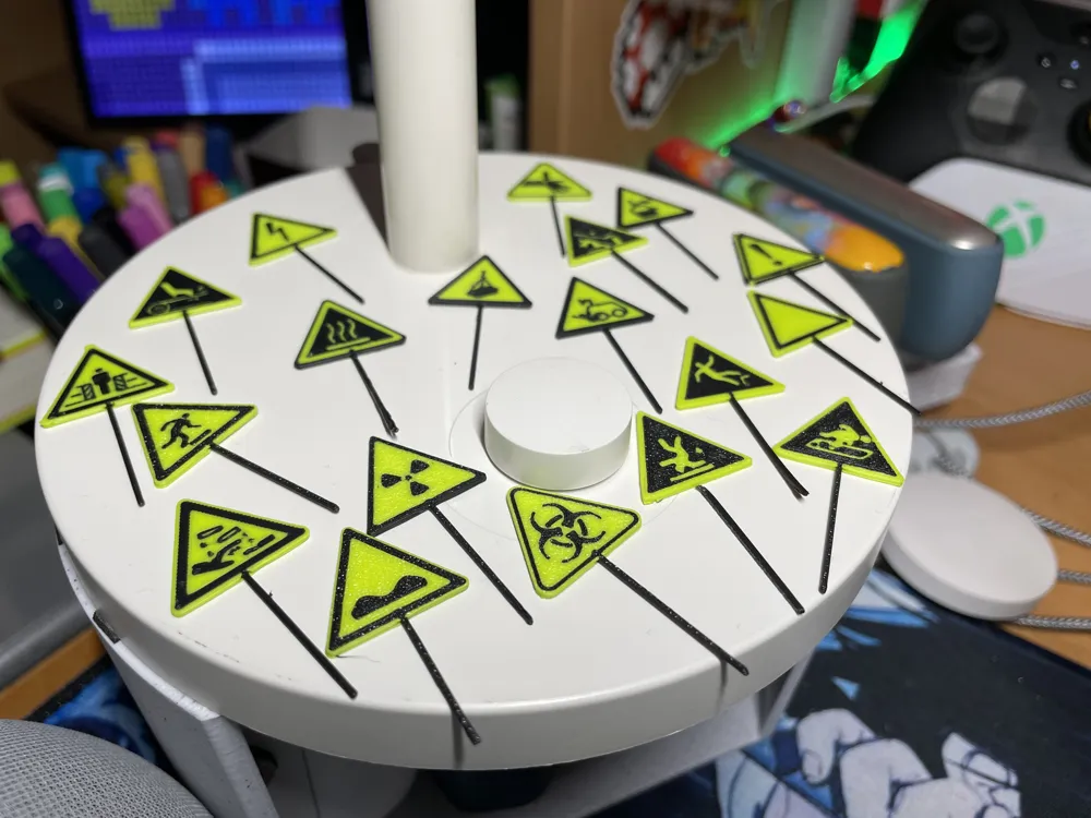 Set of 22 Miniature Construction Warning Signs by Losco Makes MakerWorld: Download Free 3D Models