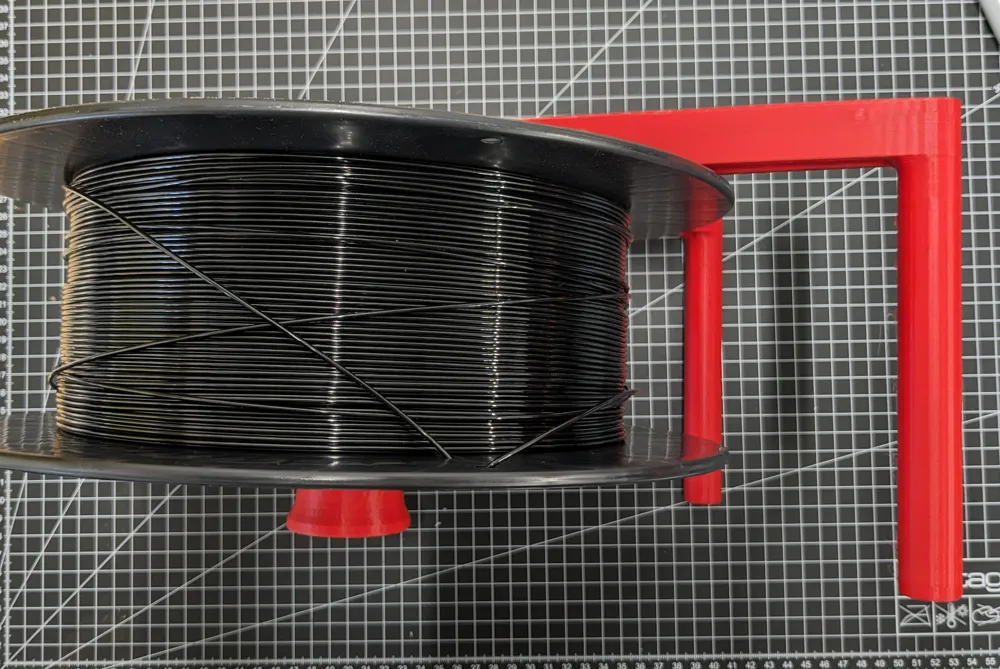 Filament spool holder for 2 Kg spools by Acki3DPrint - MakerWorld