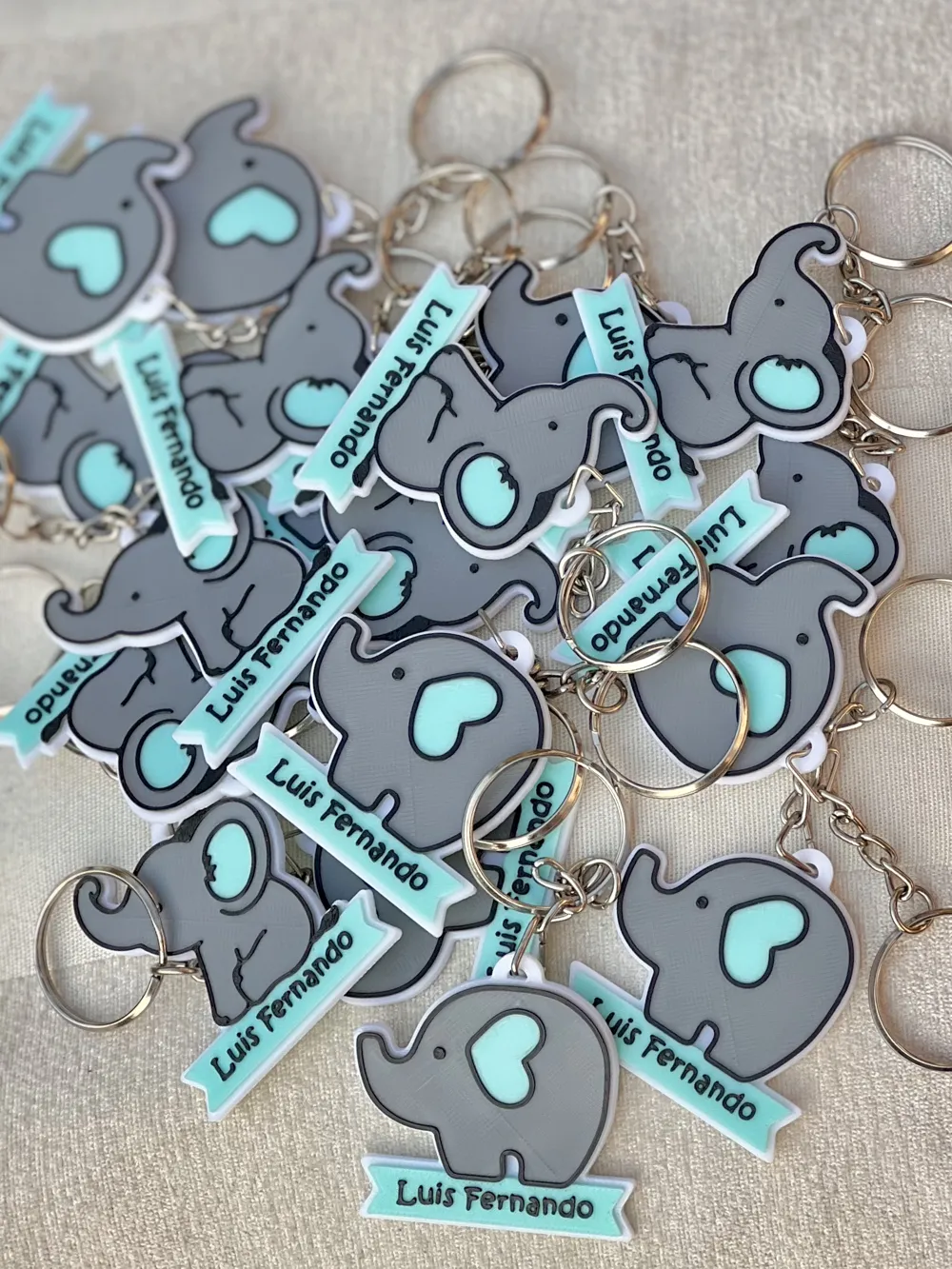 Elephant Keychains by Dago MakerWorld: Download Free 3D Models