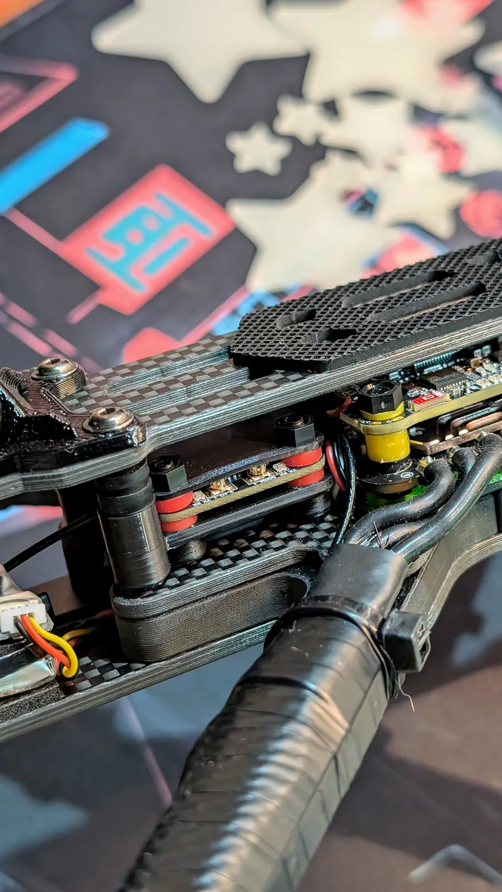 iFlight XL10 V6 - Radiomaster DBR4 mount - Free 3D Print Model - MakerWorld