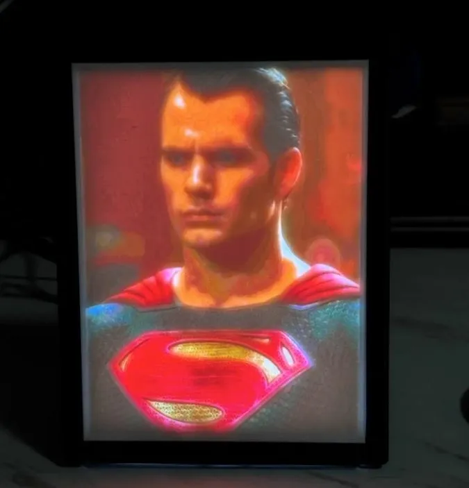 Superman HC Lithophane + Frame by cynthiascreativecreations - MakerWorld