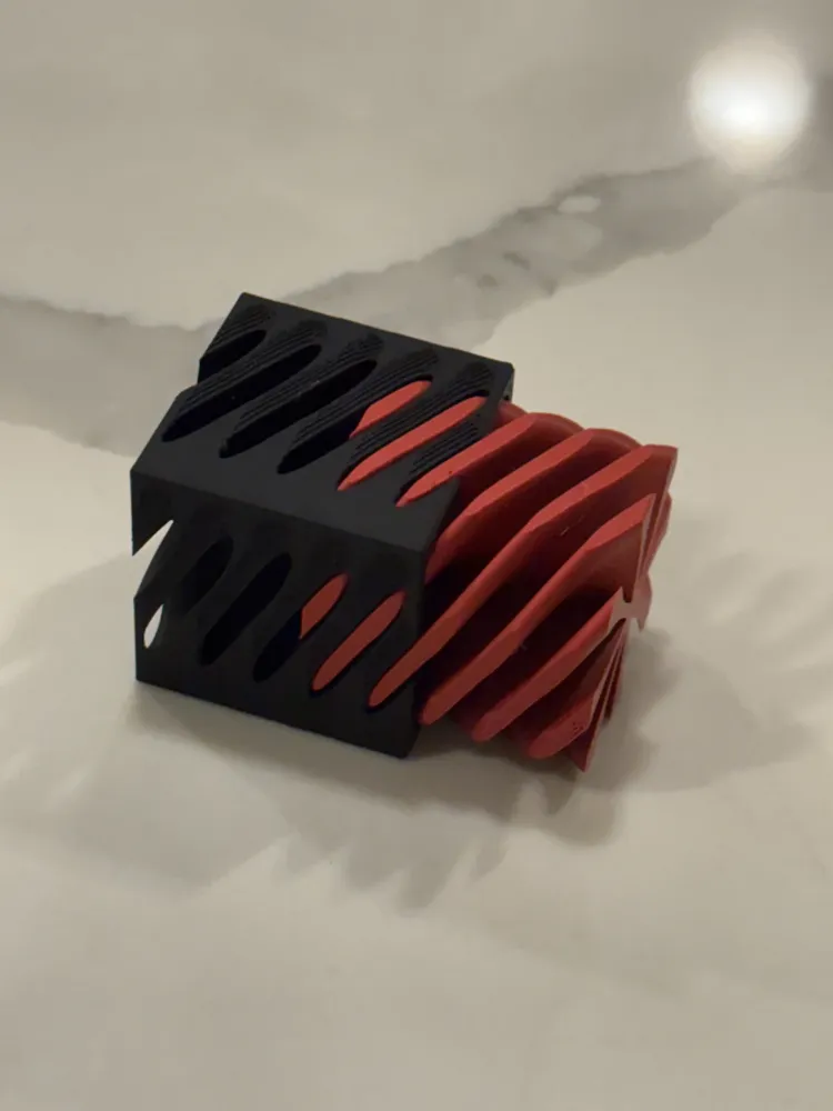 Box Passthrough V2 by Ethan J MakerWorld: Download Free 3D Models