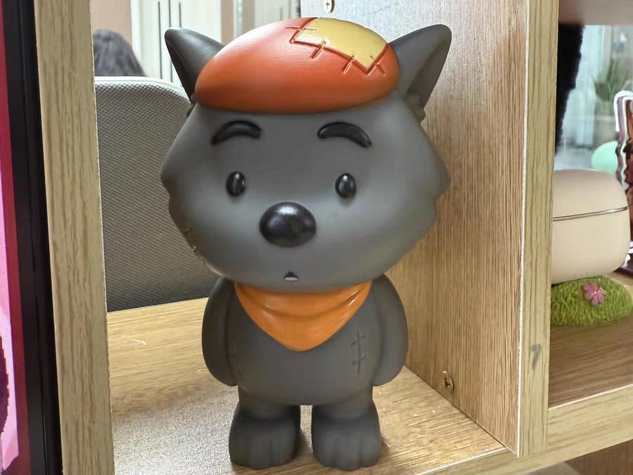 King Grey Wolf by JPMS MakerWorld: Download Free 3D Models