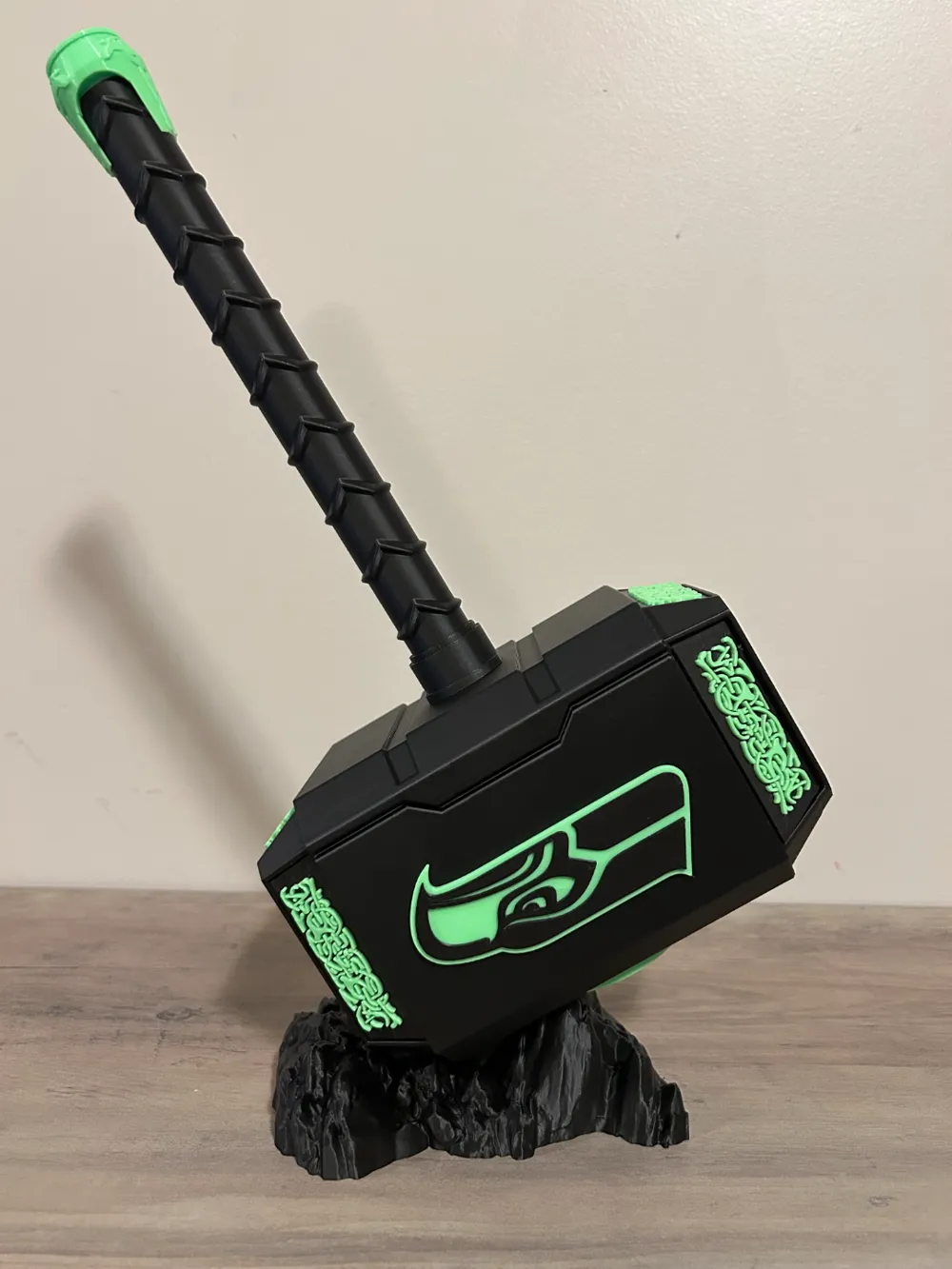 Seattle Seahawks LOGO for Eclipse Series Mjolnir - Free 3D Print Model ...