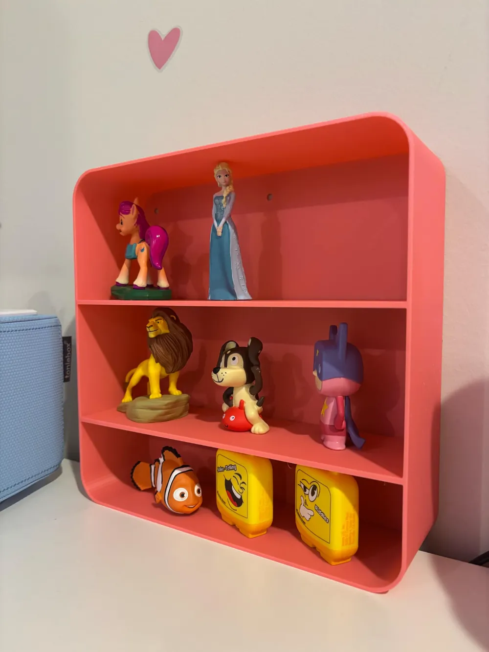 Tonie or small toy figure display shelf by MKONAPELSKY - MakerWorld