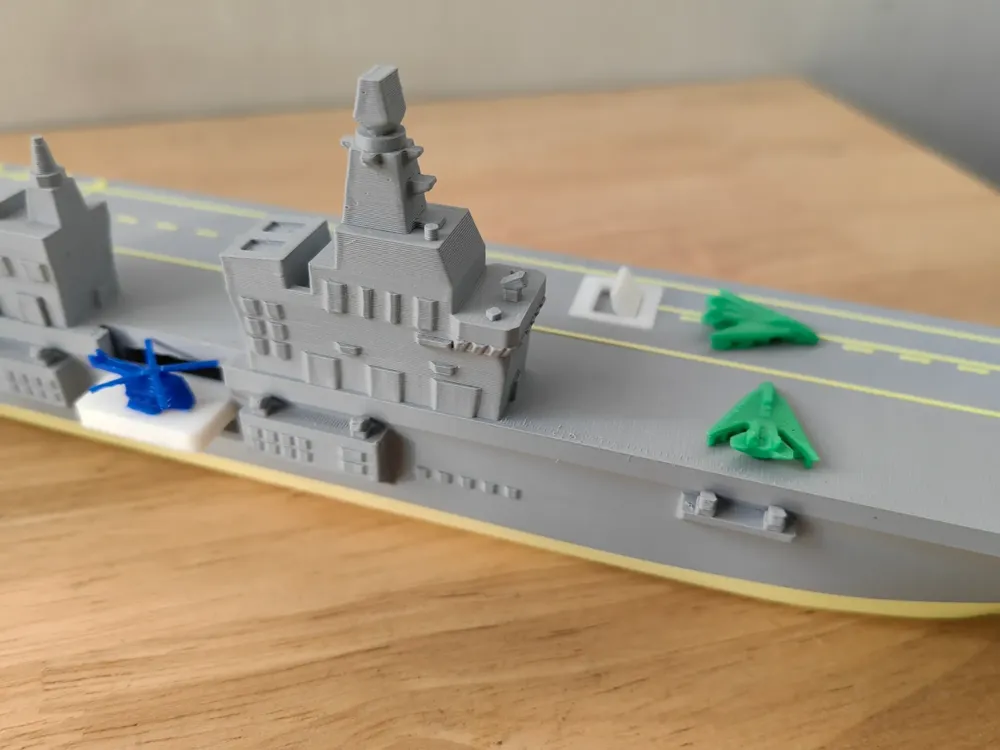 076-Amphibious Assault Ship (Elevator-Flame Deflector-Stern Gate ...