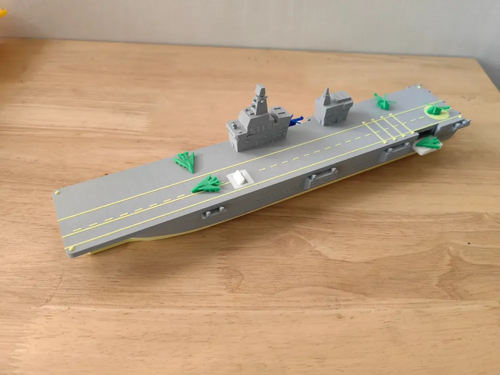 076-Amphibious Assault Ship (Elevator-Flame Deflector-Stern Gate ...