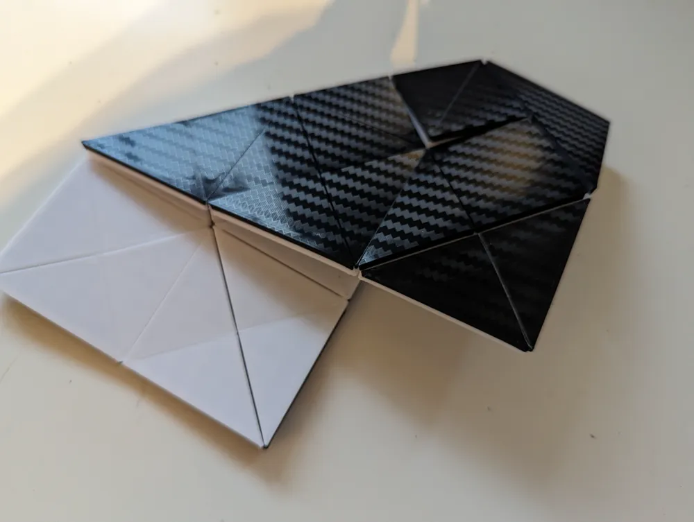 XL Infinite Flippy Flappy Fidget Toy Printinplace by taylormadearmy ...