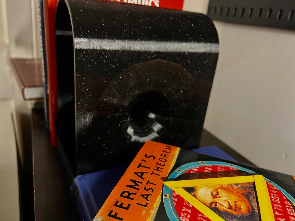 Wormhole booknook w/ Einstein's Field Equation by CWColdwell - MakerWorld