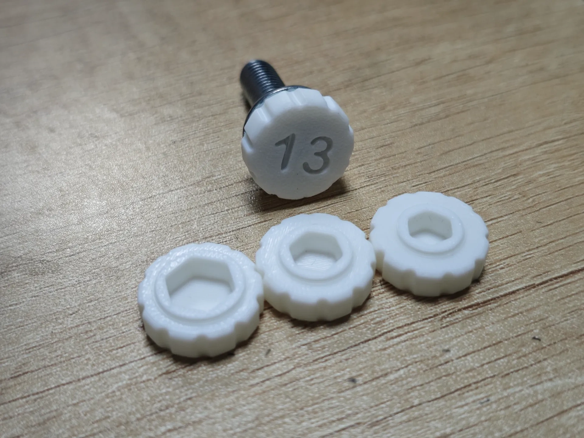 Hex Screw Cap by 夏至 MakerWorld: Download Free 3D Models