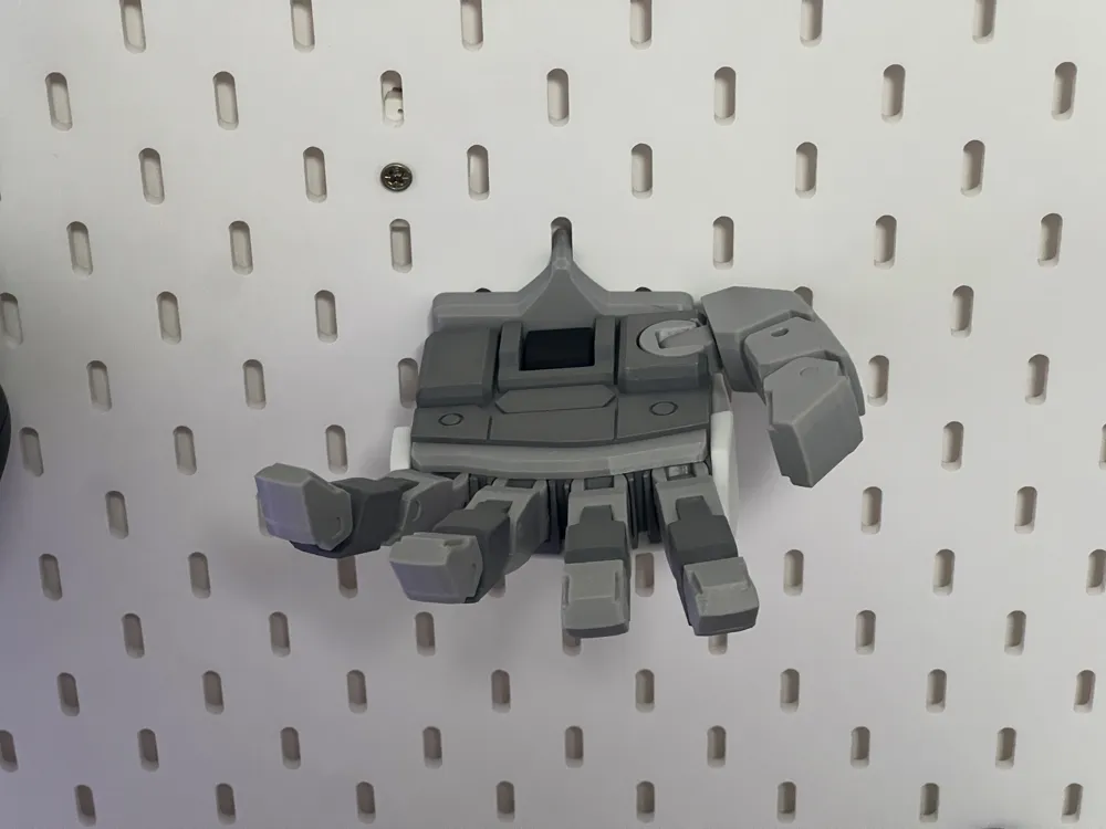 Articulated Gundam mechanical hand with firm joints, capable of ...