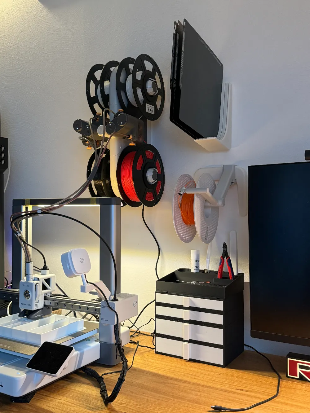 A1 2in1 spool holder desk stand + wall mount by Robbicon - MakerWorld