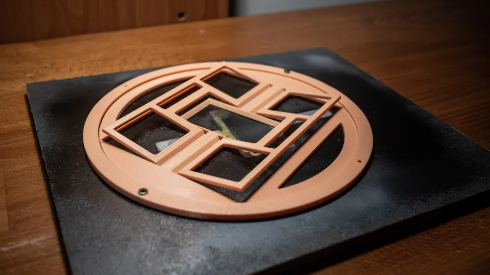 Support rotatif pour la peinture de voitures miniatures - Modèle d ...