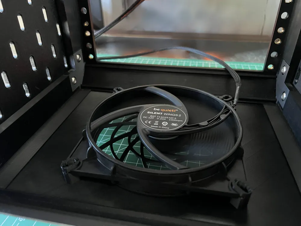 Lab Rax 140mm Fans Panels Remixed by clemon8 MakerWorld: Download Free ...