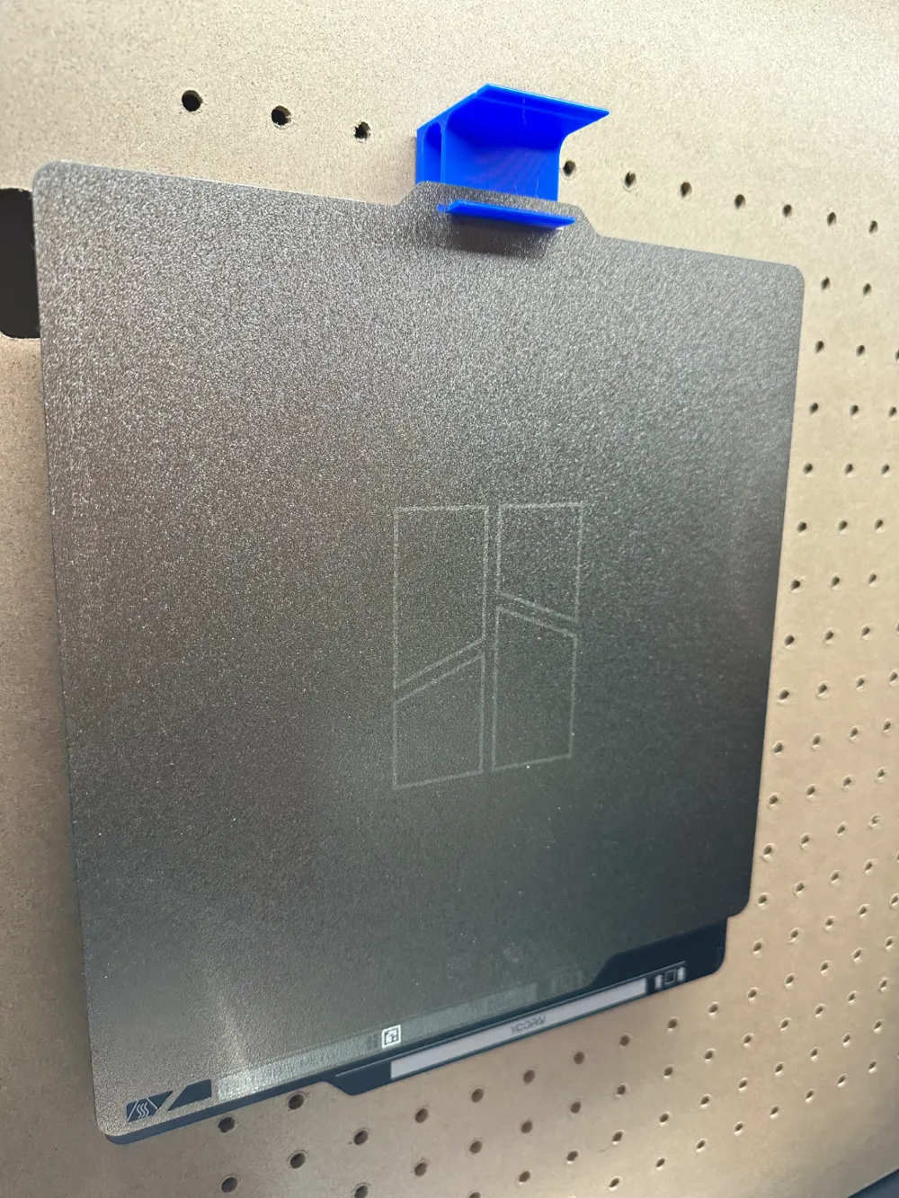 3 Plate Pegboard Mount Remixed by JS MakerWorld: Download Free 3D Models