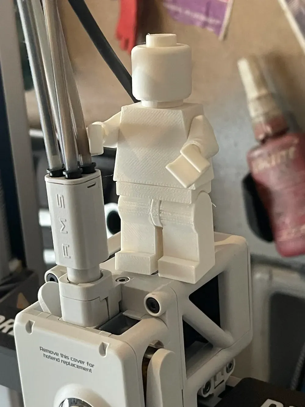Articulated Brick Figure - Build and Customize by Bloomly - MakerWorld