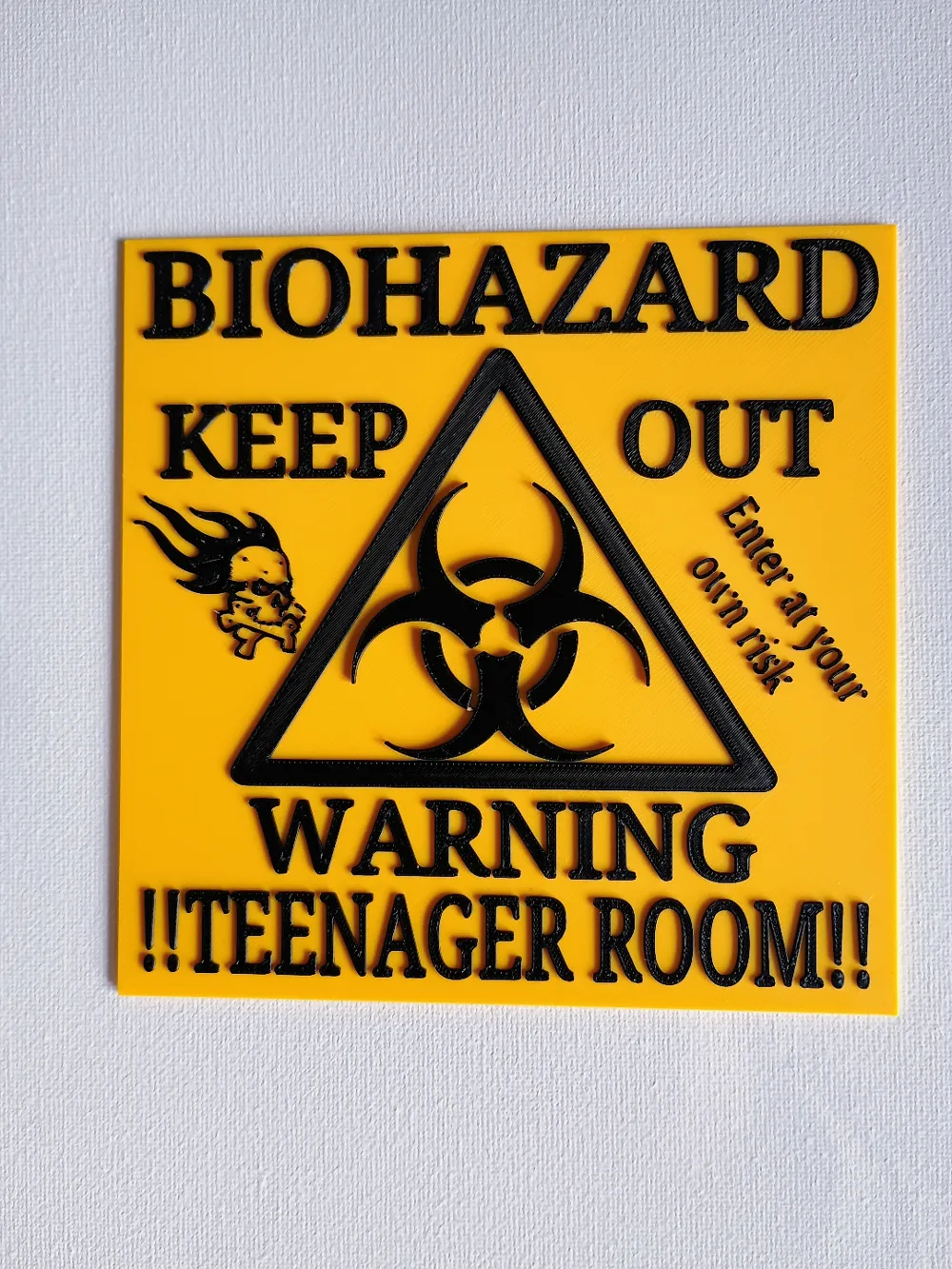Warning Teenager Room by Brammerdk - MakerWorld
