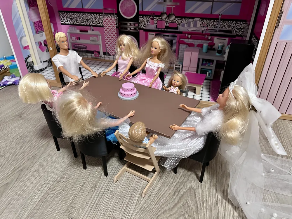 Barbie Dining Chairs and other similar size dolls - Free 3D Print Model ...