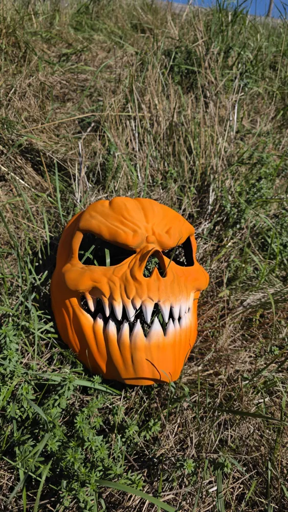 Evil pumpkin mask by YankeePrints MakerWorld: Download Free 3D Models