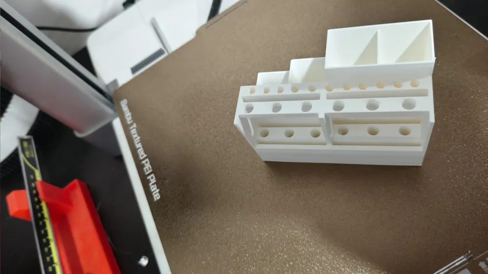 Tools Holder - Free 3D Print Model - MakerWorld